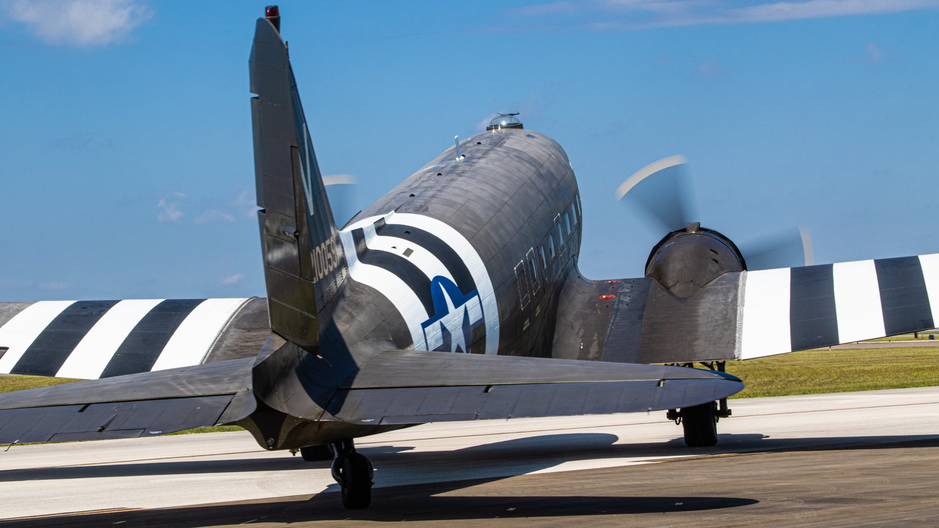 Valiant Air Command, Inc. - Online Store